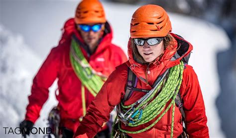 لباس مناسب کوهنوردی کوه چی بپوشیم؟ تگ‌مگ مجله تخصصی مد و استایل