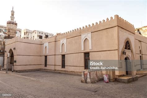제다 사우디 아라비아에서 발라드 쇼핑 지역 근처 알 Shafi 사원 지다에 대한 스톡 사진 및 기타 이미지 지다 모스크 거리 Istock