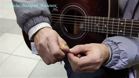 Медиатор надевается на большой палец и... понеслась!!! - YouTube