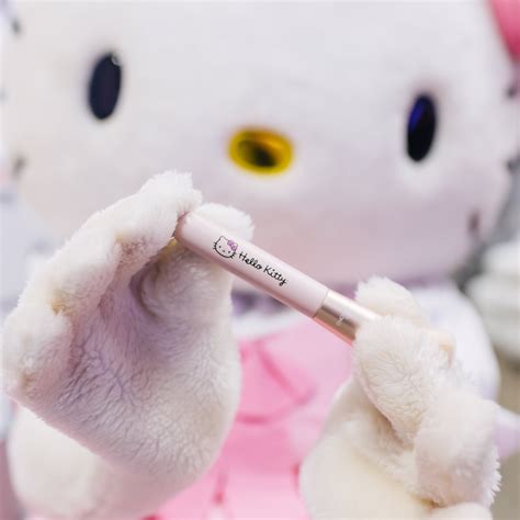 Hello Kitty® Mirror And Vanity Collection Impressions Vanity Co Page 3