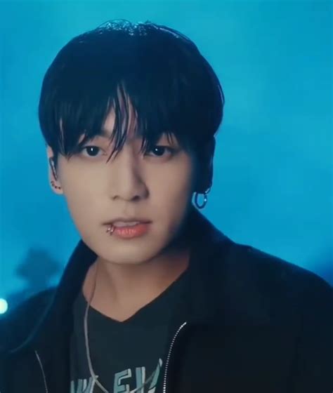Bts Community Posts 정국💜오늘 하루도 수고 많았어 🐰🎤🎶계속 기다릴께