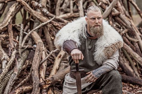May I Have Some Help With Getting An Accurate Viking Costume Rnorse