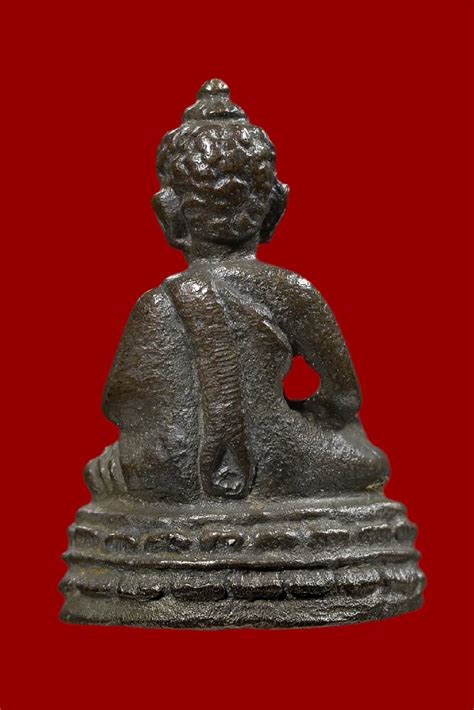 พระชัยวัฒน์ชินบัญชร หนึ่งในวัตถุมงคลชุดสำคัญ ของ หลวงปู่ทิม วัดละหารไร่ คมชัดลึก