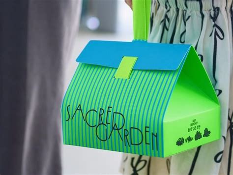 Contemporary Type On Instagram By Kyungcharry 푸르른 여름을 함께한 작업물 어린이들의 예술 창작 워크숍을 위한 이끼정원 패키지와