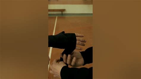 Как быстро и надёжно бинтовать руки Shorts Youtube