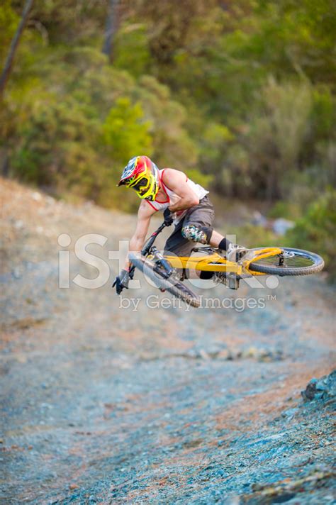 자전거 점프 스톡 사진 Freeimages