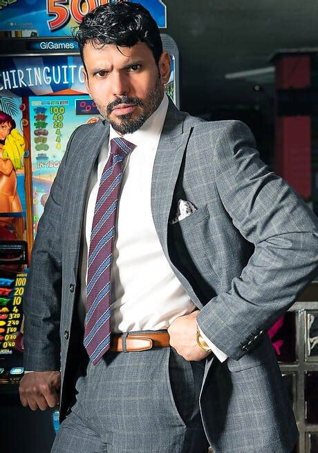 Tough Guy Jean Franko And Beefcake Malek Tobias Have A Good Oral Sex