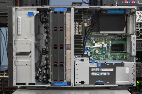 Hpe Proliant Ml Gen Tower Server Review Storagereview Com