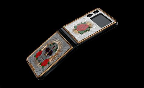 Дорого и с черепами: в России уже можно заказать Samsung Galaxy Z Fold ...