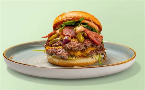 Giulio Bistro Frankfurt Osthafen · Smash Burger Frühstück And Catering