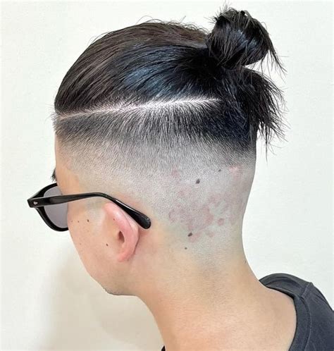 男生长发扎发图片大全 半扎丸子头又酷又帅男士长发 美发站