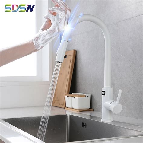 디지털 주방 수도꼭지 Sus304 스테인레스 스틸 핫 콜드 주방 싱크 믹서 탭 럭셔리 스마트 센서 터치 주방 수도꼭지
