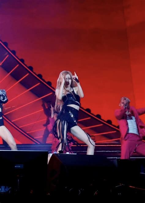 Rose Blackpink Coachella Legs Booty Hot Celebs Home