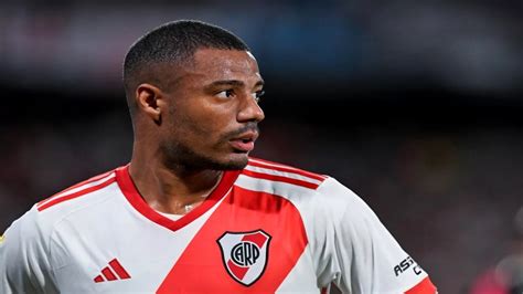 Flamengo Faz Ajustes Por Oferta Oficial Pela Chegada De La Cruz