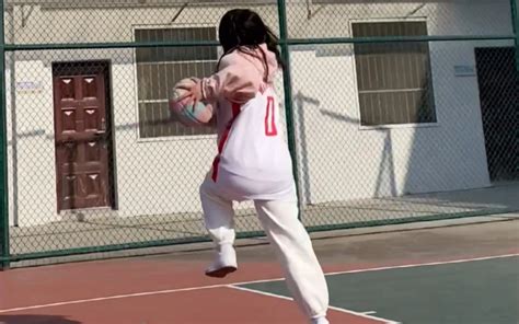 打篮球女生的日常哔哩哔哩bilibili