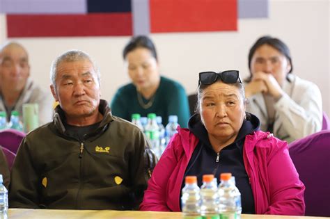 Арвайхээр Арвайхээр сумын Засаг даргын Тамгын газар