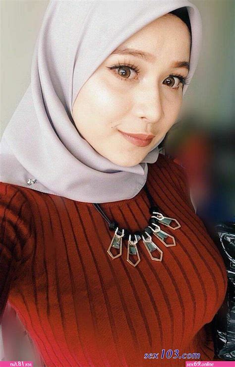 Memek Bahenol Jilbab Sexy Photos