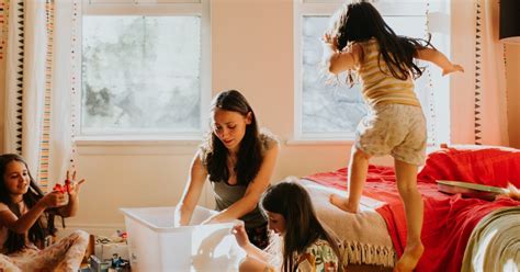 Devenir Belle M Re Les Pi Ges Viter Dans La Relation Familiale Magicmaman Com