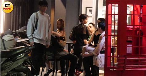 獨家直擊／長腿乳浪大比拚 名模女星跨坐上演挑逗戲碼 娛樂 Ctwant