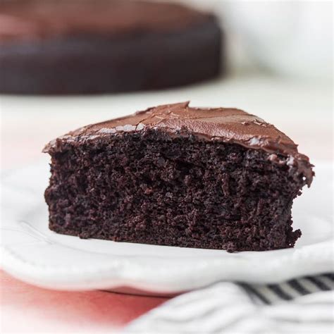 Moist Eggless Chocolate Cake Recipe