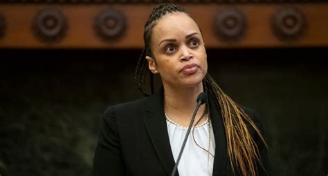 What Is Ines De Ramons Ethnicity The Jewelers European Roots