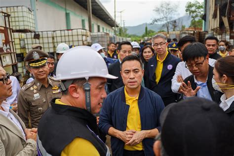 รัฐมนตรีอุตสาหกรรมคนใหม่ลงพื้นท มูลนิธิบูรณะนิเวศ Earth