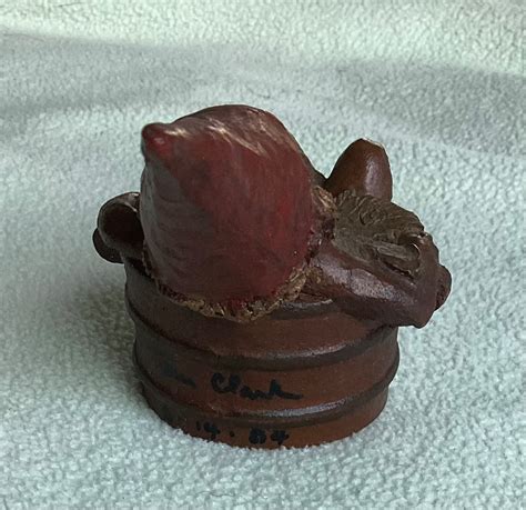 Tom Clark Buzzy 13 Retired Gnome In Tub Item 68 From Cairn