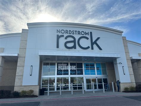 Nordstrom Rack Is Now Open Park West Village Morrisville Nc