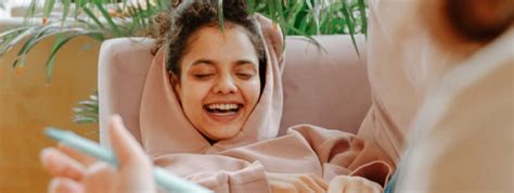 What Is Sex Therapy And Is It Right For Me The Glow