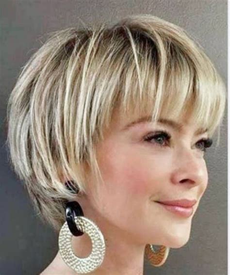 Messy Short Hair Short Choppy Hair Short Hair With Layers Short