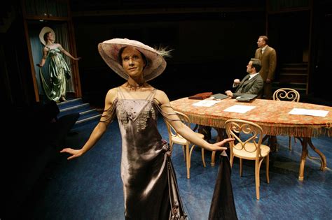 Pictures Of Amanda Royle