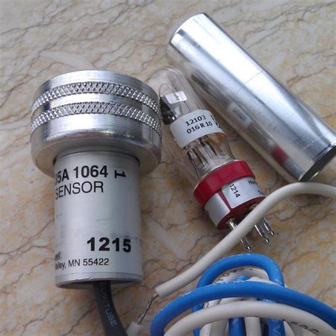 Honeywell霍尼韦尔 火焰探测器c7035a1064