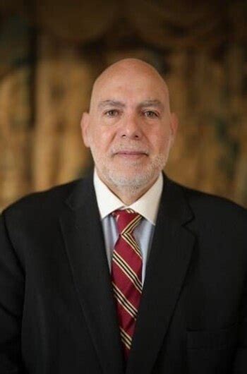 Embajador De Colombia En Portugal Lleva Cinco Días En Coma En Una