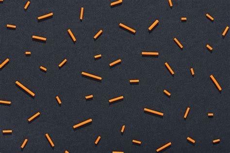 디자인 배너 포스터 전단지 카드 엽서 커버 블랙 위에 브로셔의 할로윈 파티 배경의 개념에 대한 하드 그림자와 오렌지의 트렌디 한 패턴 0명에 대한 스톡 사진 및 기타 이미지