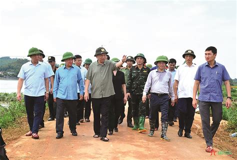 ဒီမိုကရေစီနှင့် အမျိုးသားစည်းလုံးညီညွတ်ရေးတို့ကို မြှင့်တင်ကာ ဗီယက်နမ် ဖခင်ကြီးတပ်ဦး၏ အဓိက နိုင