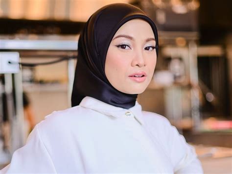 Nabila Razali Mohon Maaf Ibu Pandu Kereta Tanpa Cukai Jalan Missmynah