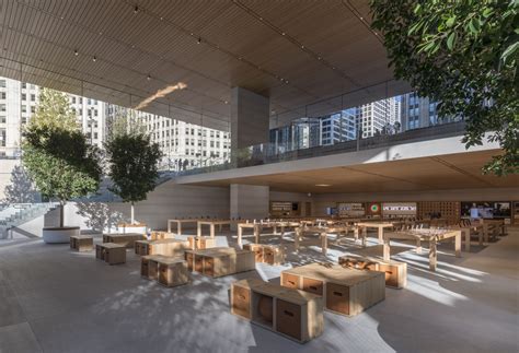 La Apple Store M S Ambiciosa De La Marca Abre Sus Puertas En Chicago