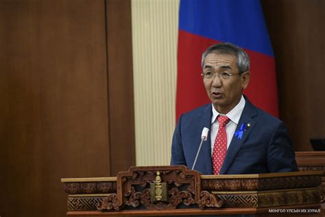 Үндсэн хуулийн цэцэд маргаан хянан шийдвэрлэх тухай хуулийн төслийг