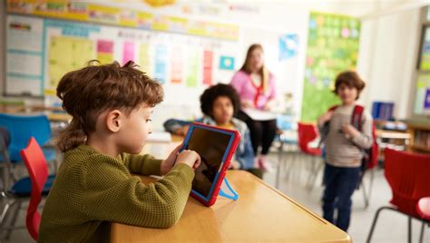 English Language Acquisition In And Out Of Efl Classroom Renaissance International