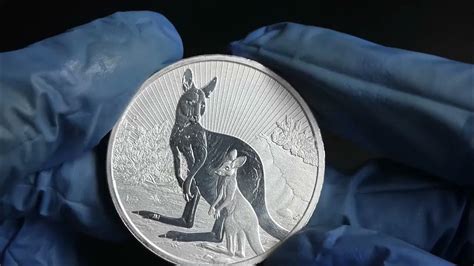 Как узнать реальную рыночную стоимость серебряной инвестиционной монеты Youtube