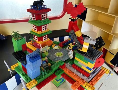 成都市双流区实验小学外国语学校制作活动展风采 科技竞赛向未来 知乎