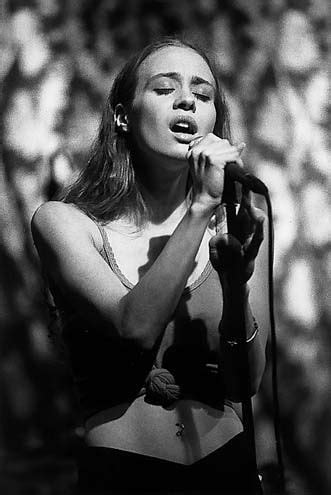 Fiona Apple Every Single Night Singer Apple Photo Female Musicians