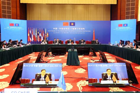 中国 东盟自贸区30版第三轮谈判在云南昆明举行