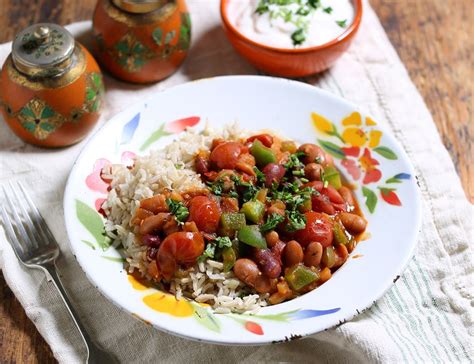Chunky Mixed Bean Chilli And Rice Abel And Cole