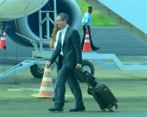 Administrador Interino Alexandre Campelo Chega A Fernando De Noronha Blog Viver Noronha Da