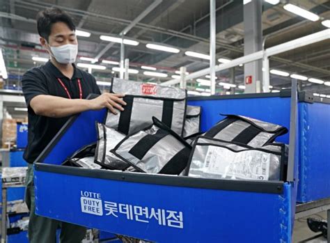 롯데免 뽁뽁이 대신 타포린백 도입비닐 폐기물 80 절감 파이낸셜뉴스