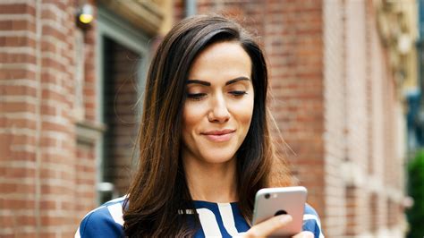 Billions Of Iphone And Android Users Warned Over ‘juice Attack That Takes Everything The Five