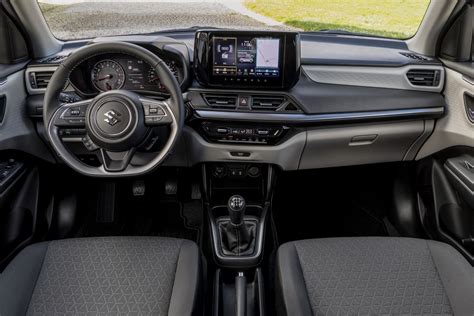 Suzuki Swift 12 Smart Hybrid Style Prijs En Specificaties