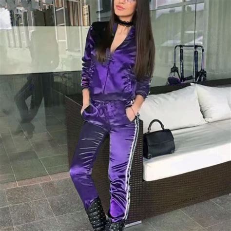 Комплект из двух предметов для бега сатиновый спортивный костюм для женщин элегантный комплект