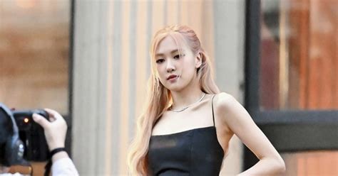 블랙핑크 로제 뉴욕에서 알린 전통美…댕기 장식으로 시선 집중